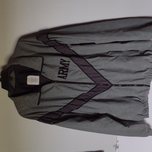 U.S. Army | Jackets & Coats | Army Bomber Military Puffer Military ...